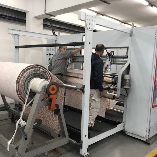 Fabric Automatic Cutting Machine with 5 Ultrasonic Cutters - Buy Cloth ...